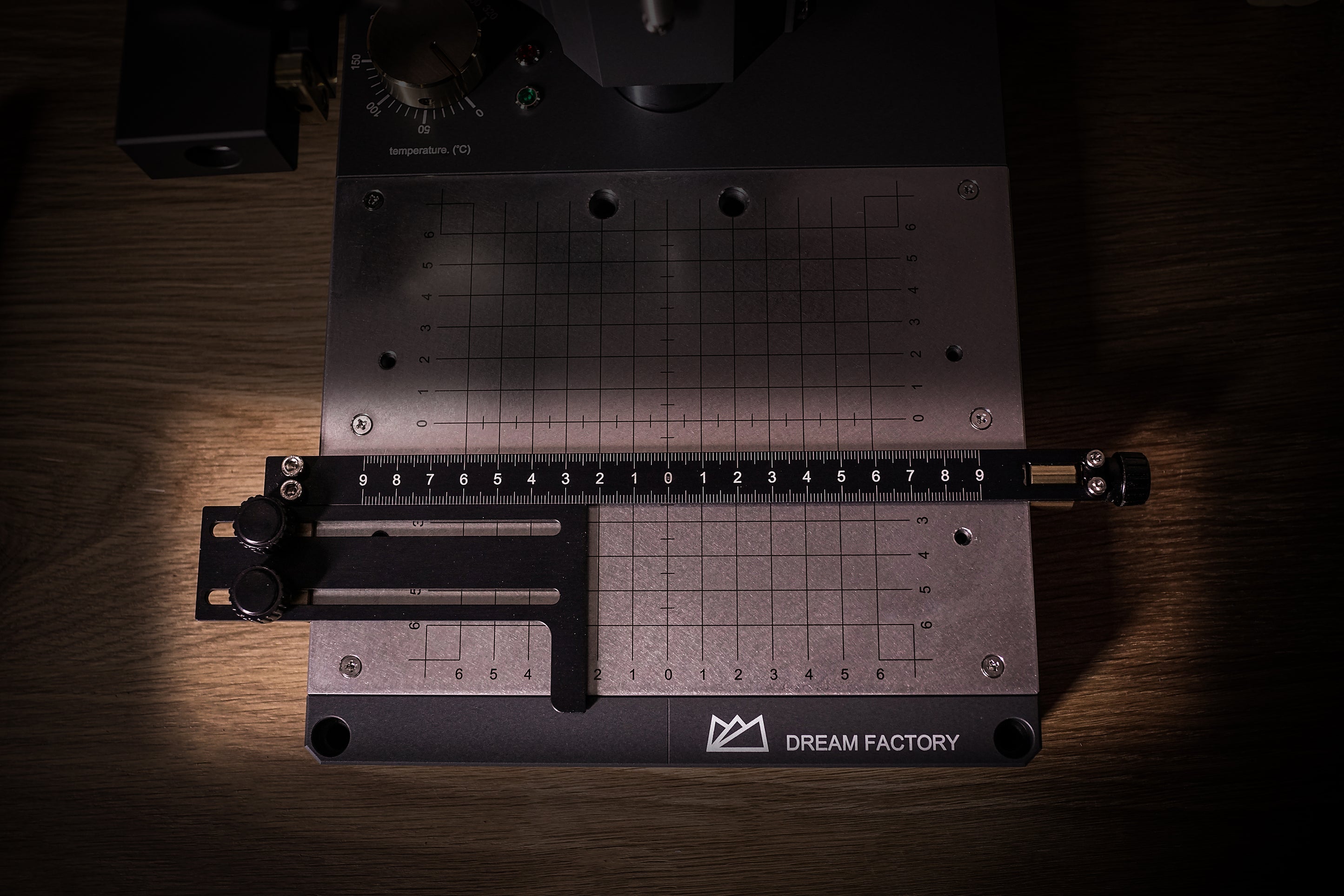 Stamping machine Guide Bar – DreamFactory Leather Tools