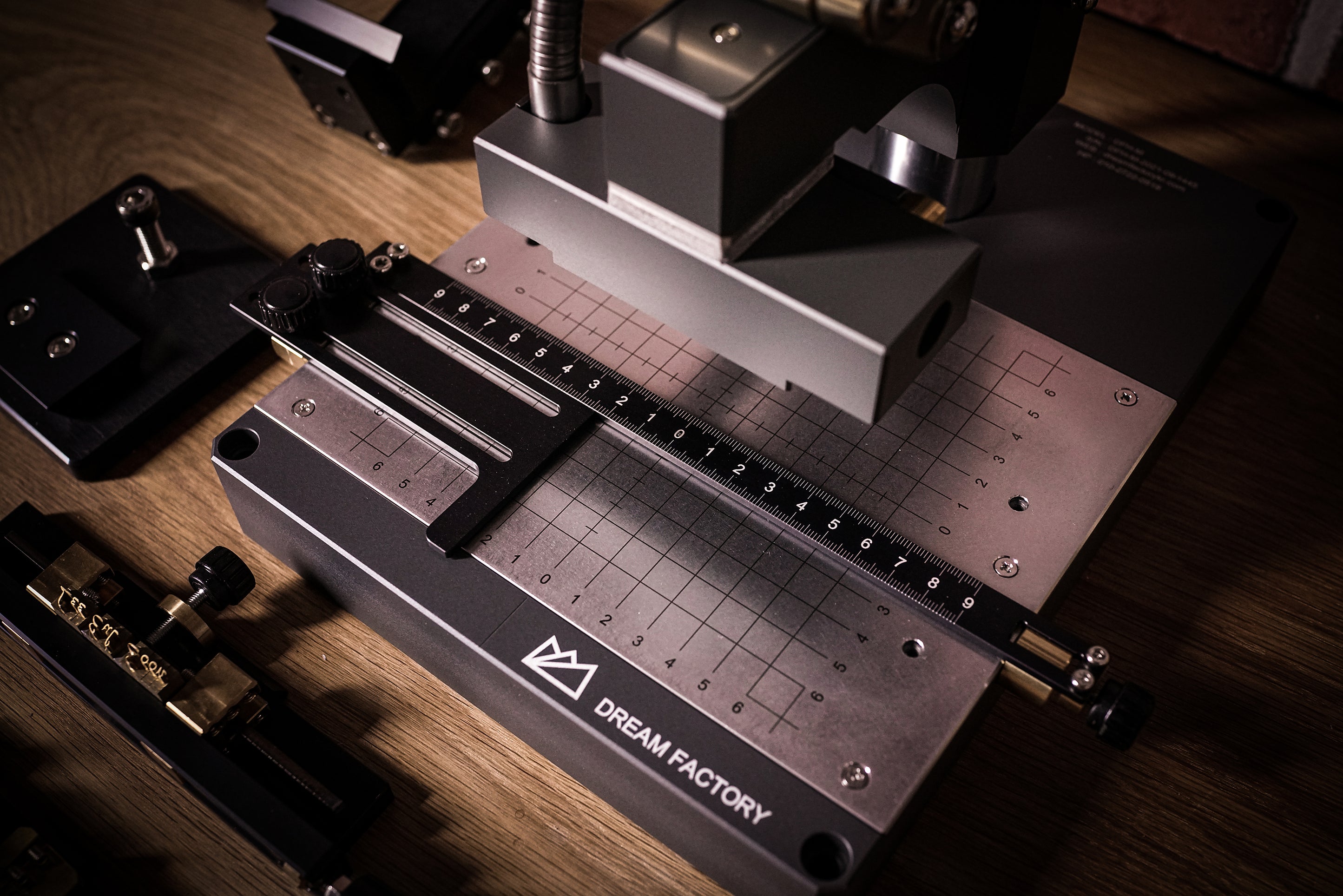 Stamping Machine – DreamFactory Leather Tools