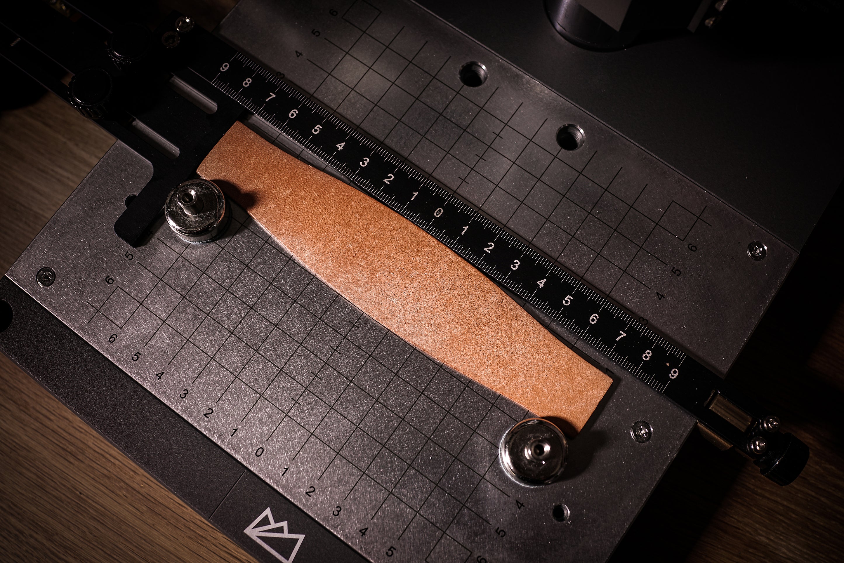 Stamping Machine – DreamFactory Leather Tools